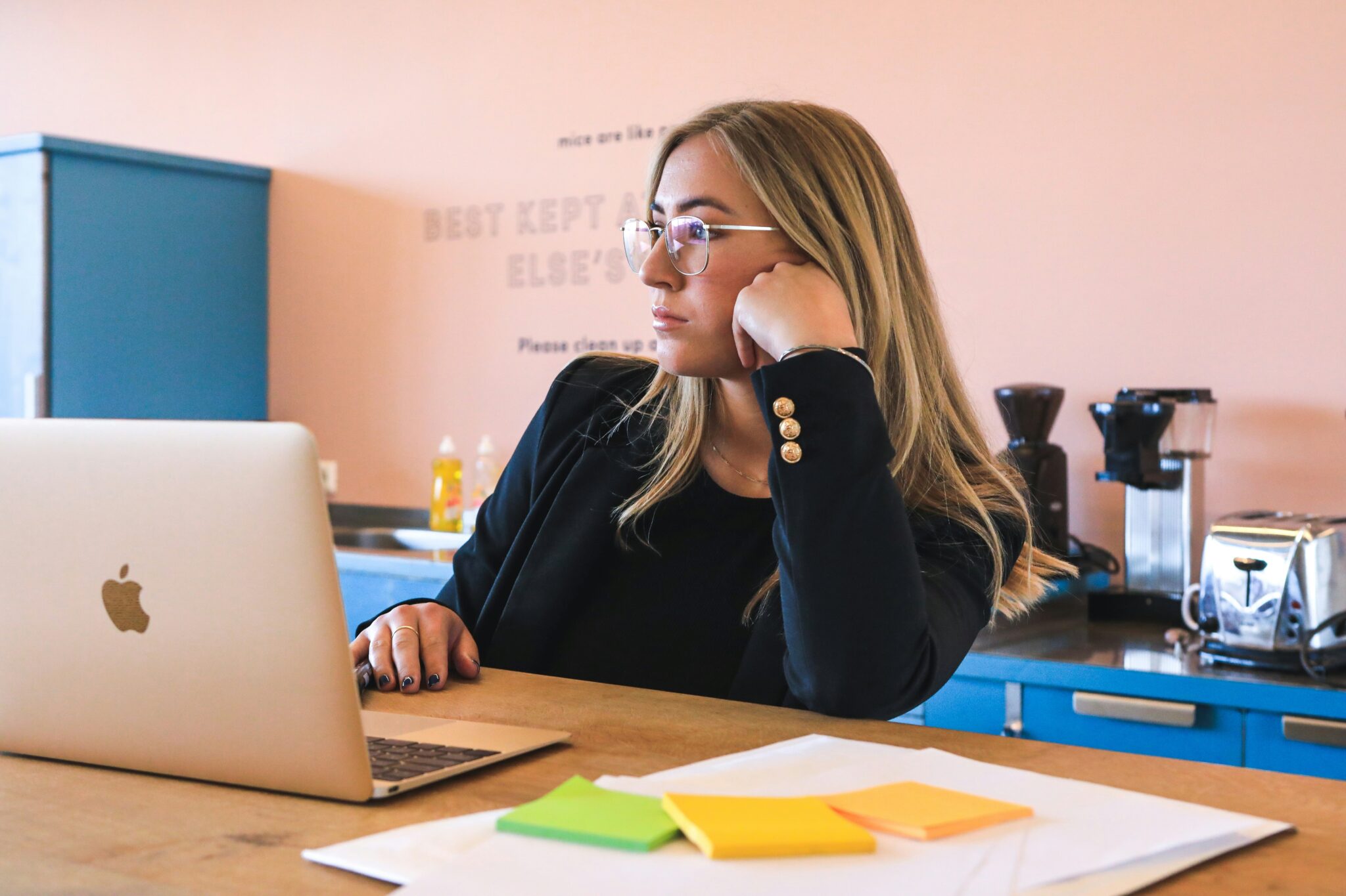 To Hide or Not To Hide? Hiding vs Disabling Features - The UX Bit